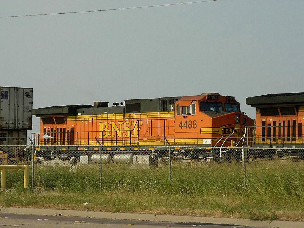BNSF 4488